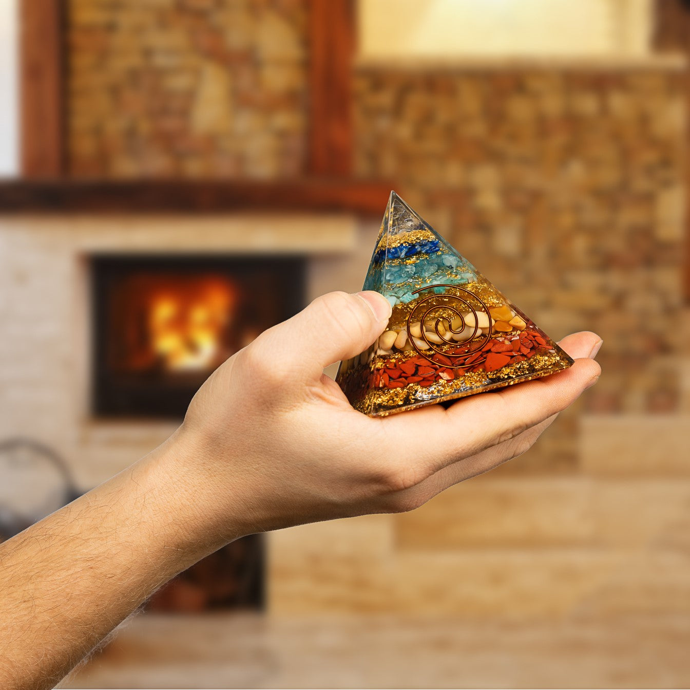 Orgonit Pyramiden und Anhänger – Klura